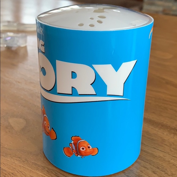 Kellogg’s | Other | Kelloggs Finding Dory Lantern | Poshmark